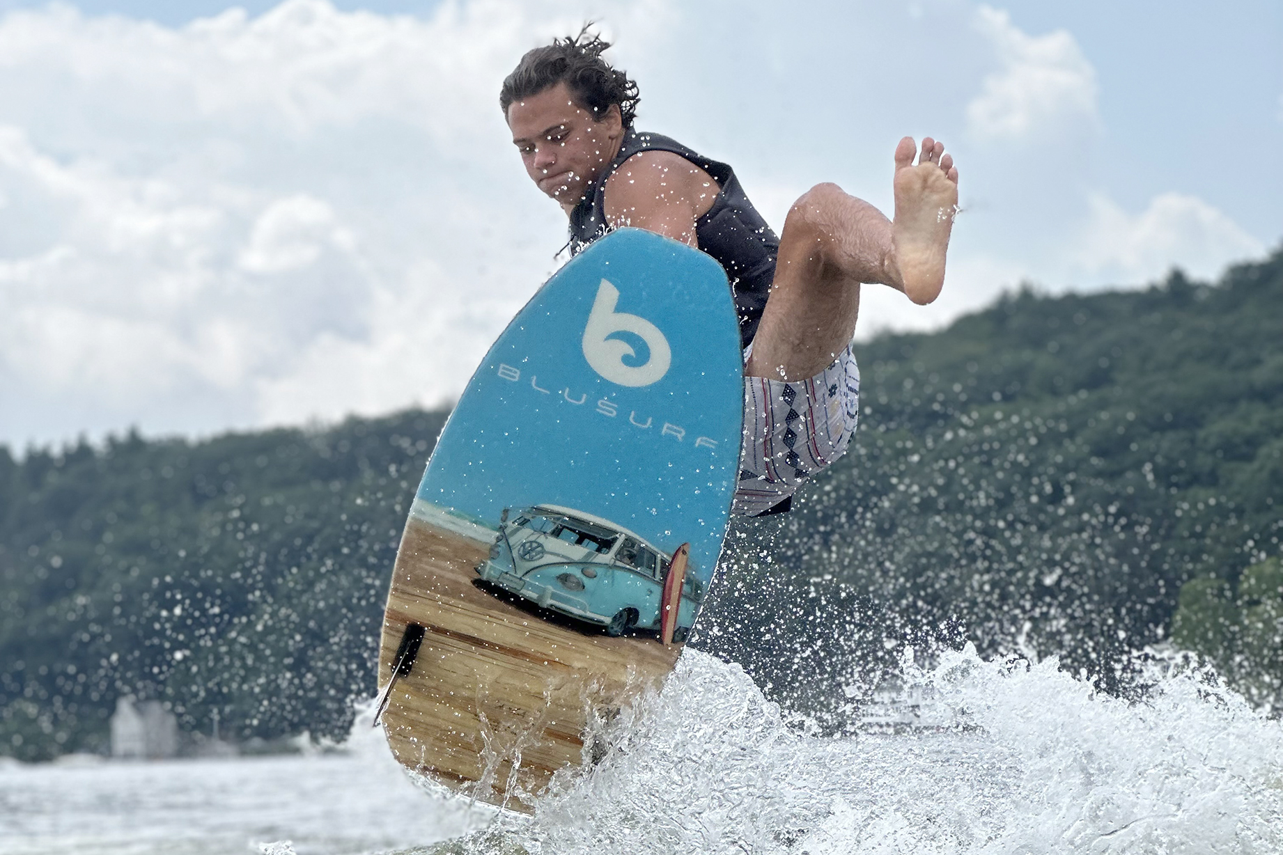 Gilbert-Winsted wrestler Sam Goncalves a top-ranked pro wake surfer