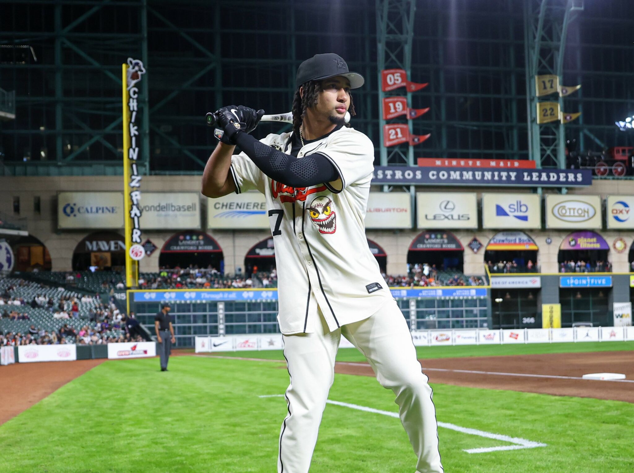 C.J. Stroud wins MVP, hits homers at Travis Scott celeb game