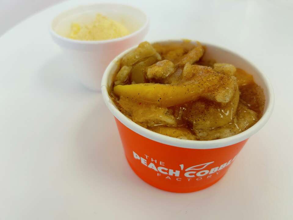 We tried San Antonio's first Peach Cobbler Factory