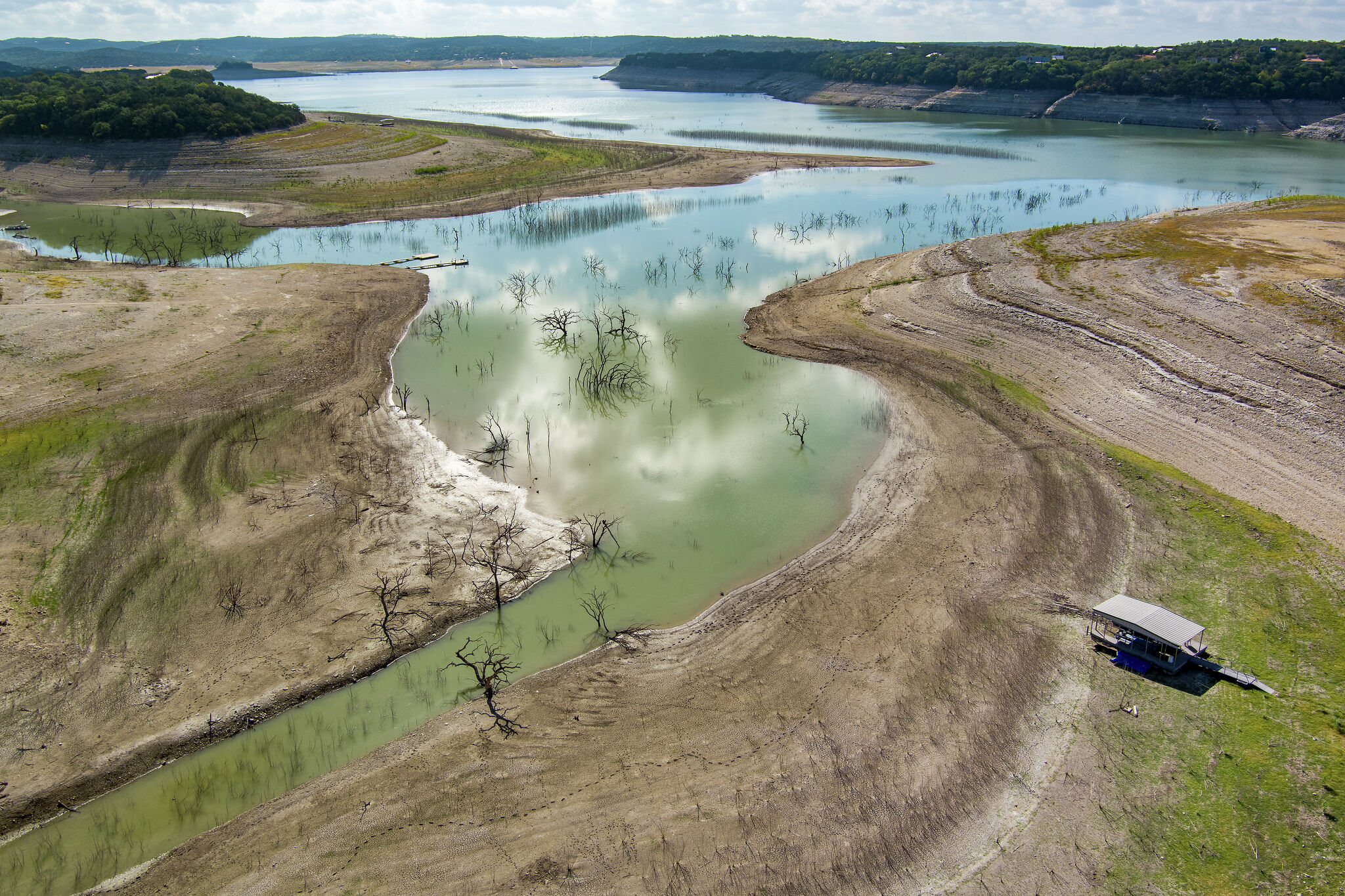 Water district asks judge to kill SAWS lawsuit over Medina Lake water