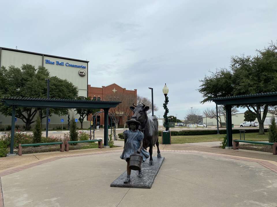 Brenham day trip reveals barbecue, Blue Bell, Texas history