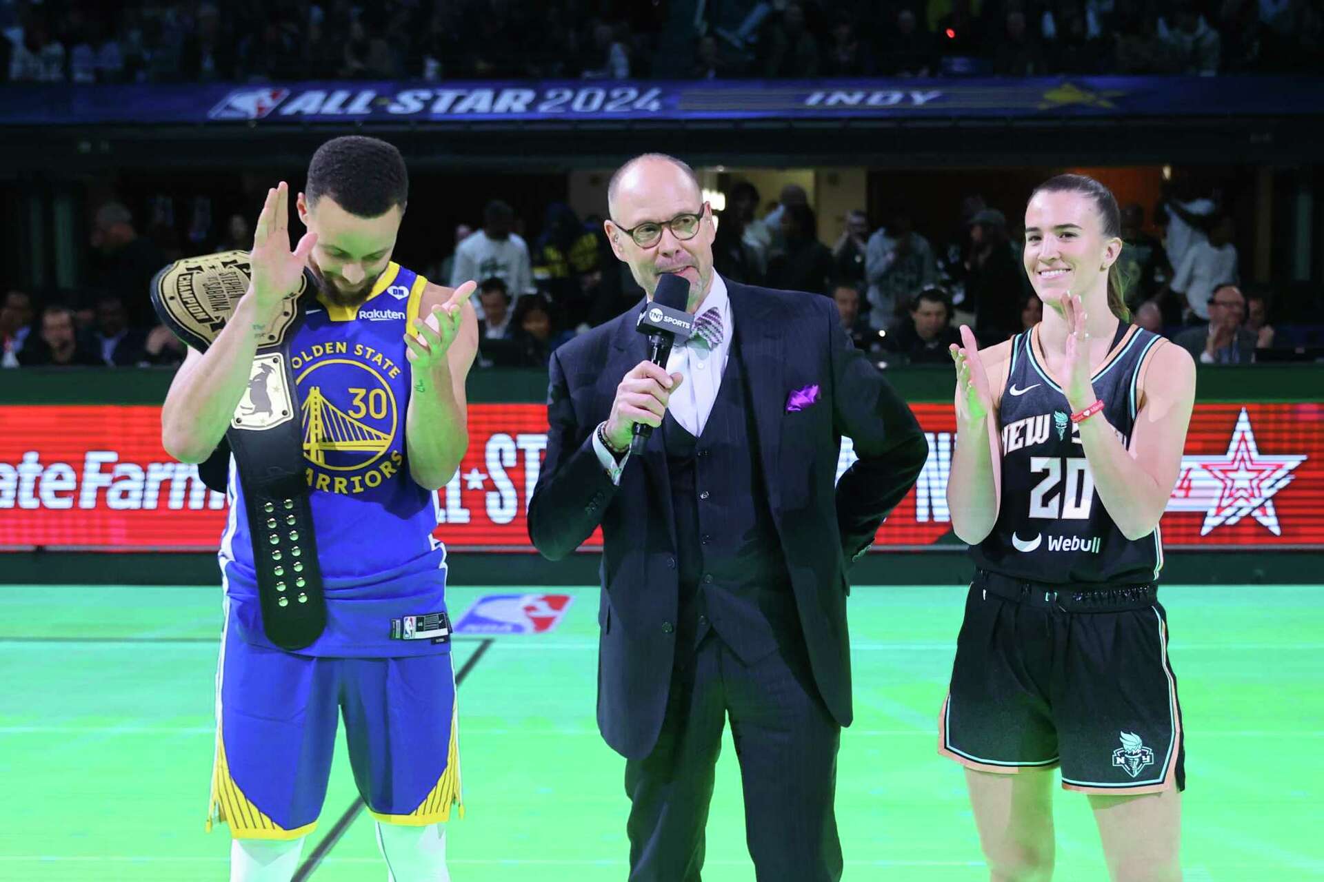 Warriors’ Steph Curry edges Liberty's Sabrina Ionescu in 3-point bout