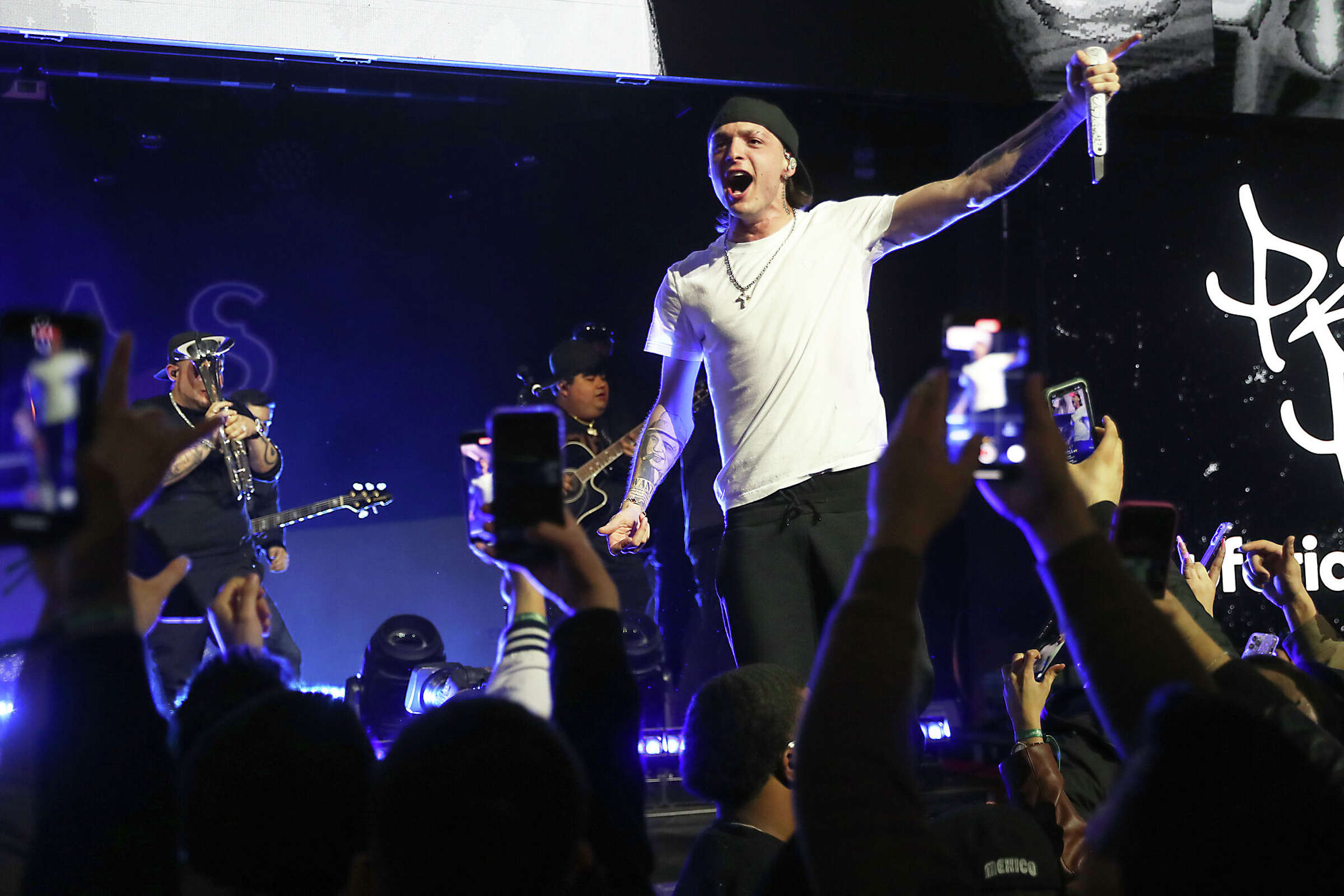 Peso Pluma brings 'Exodo' tour to San Antonio