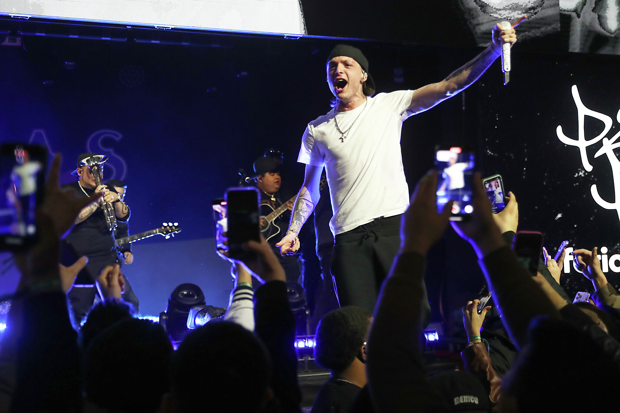 Peso Pluma brings 'Exodo' tour to San Antonio