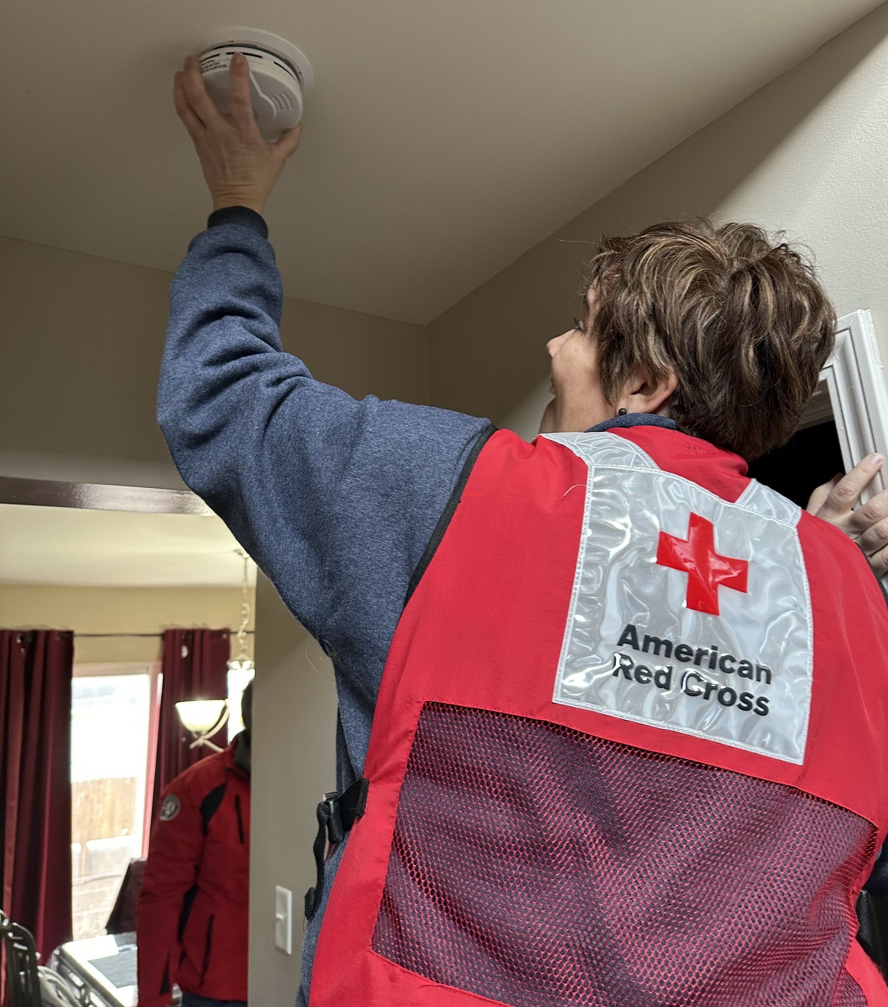 Red Cross seeks volunteers to install fire alarms in Illinois