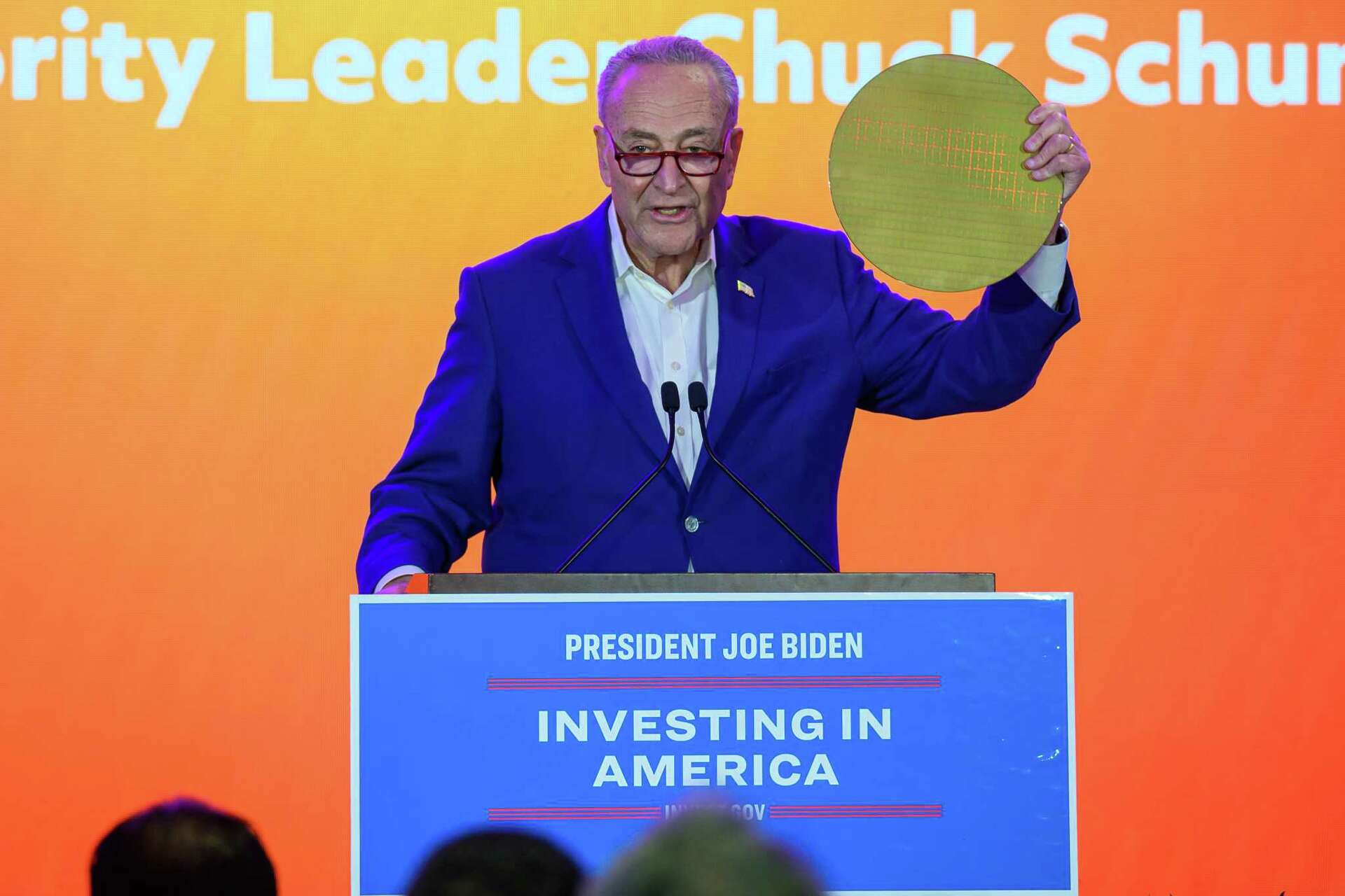 Albany wins 'flagship' $825M federal chip research lab, Schumer says