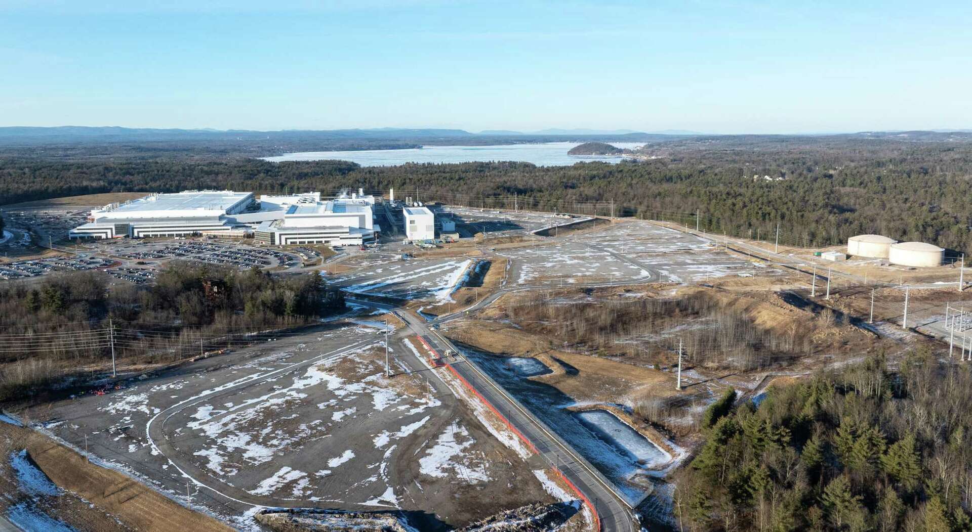 N.Y. gets $9.4 million to help small businesses seeking chip contracts