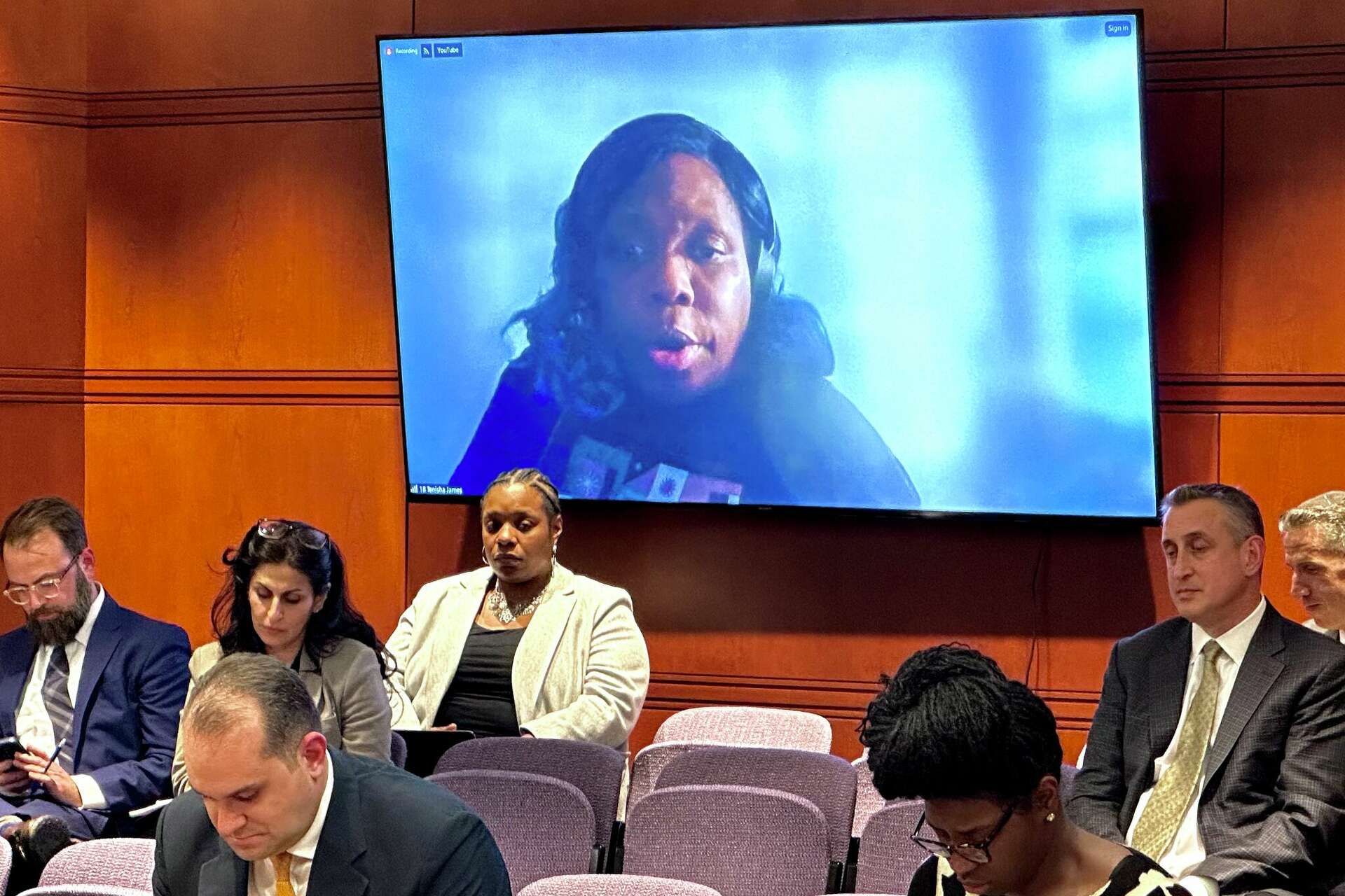 Haar: CT banking laws clash with a new kind of cash advance