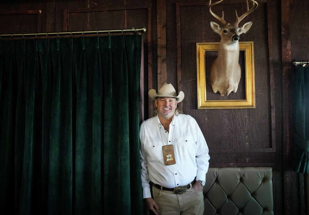 How Pete Bell's Cotton 'Q Club became the fanciest tent at cook-off