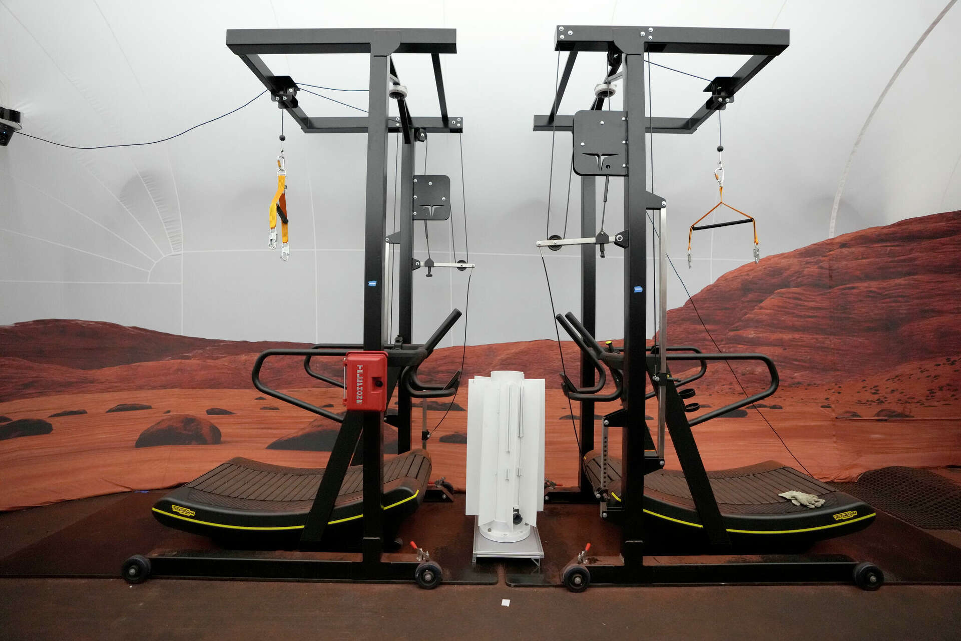NASA names second crew for yearlong Mars simulation in Houston