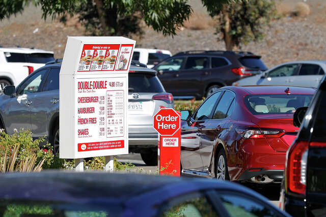 How In-N-Out revolutionized the drive-thru in California and beyond