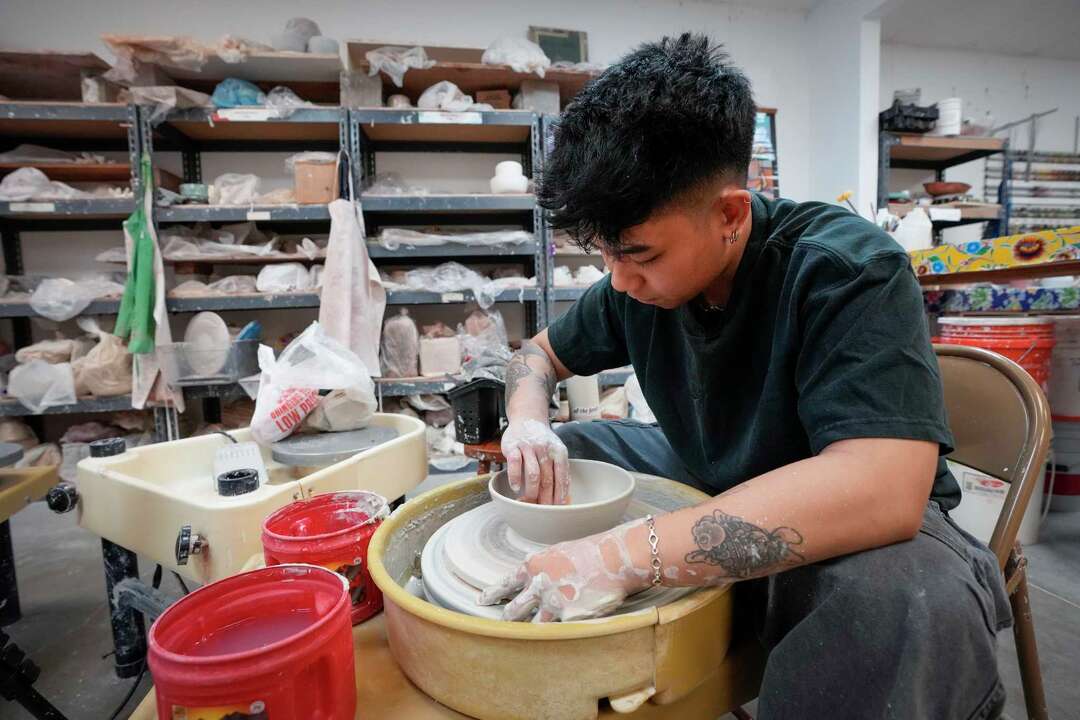 Houston chefs show pottery skills in restaurants and studios
