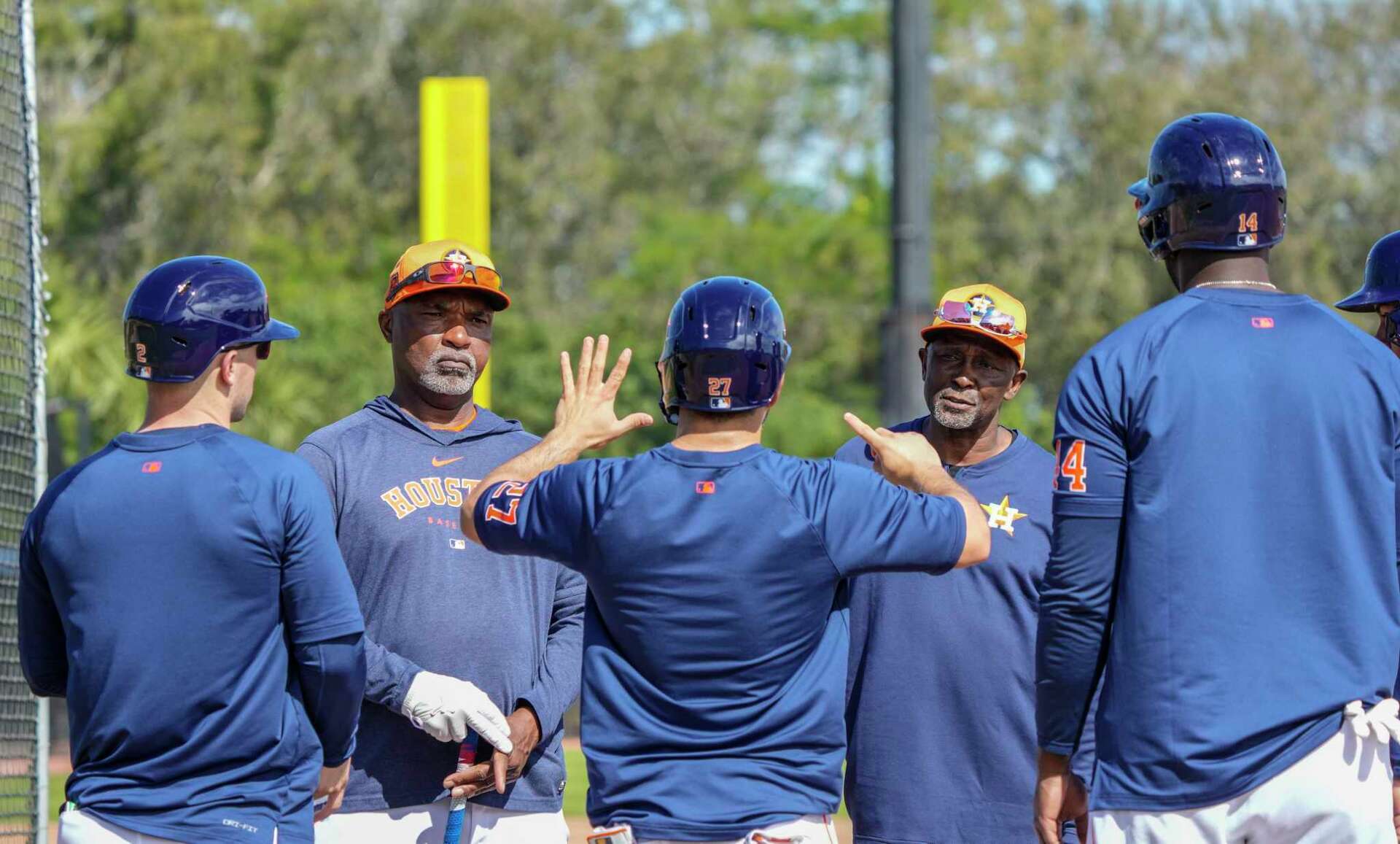 Houston Astros pursue aggression on bases; Dave Clark can help