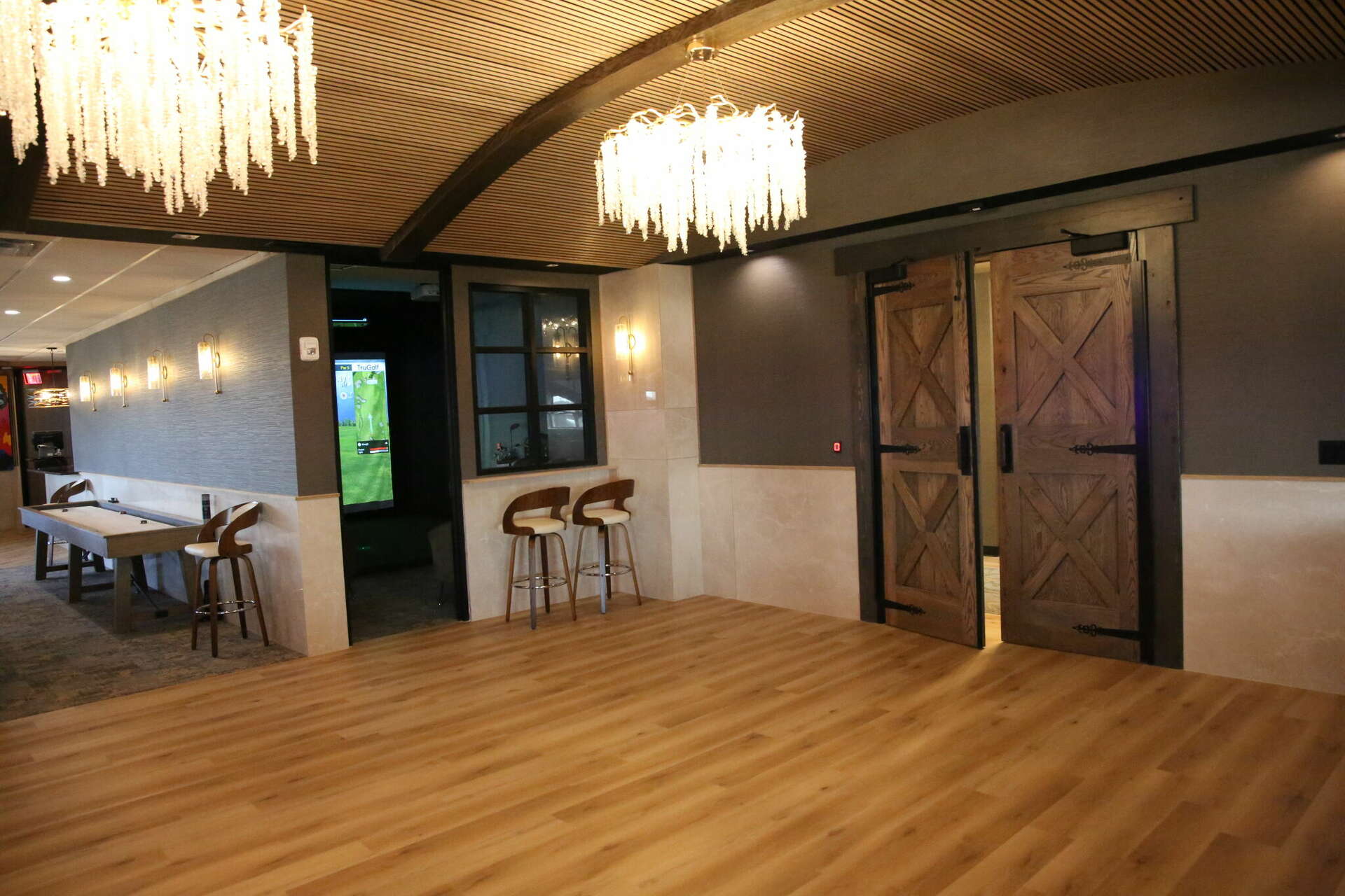 The Apex Club: Midland’s new private club is now open