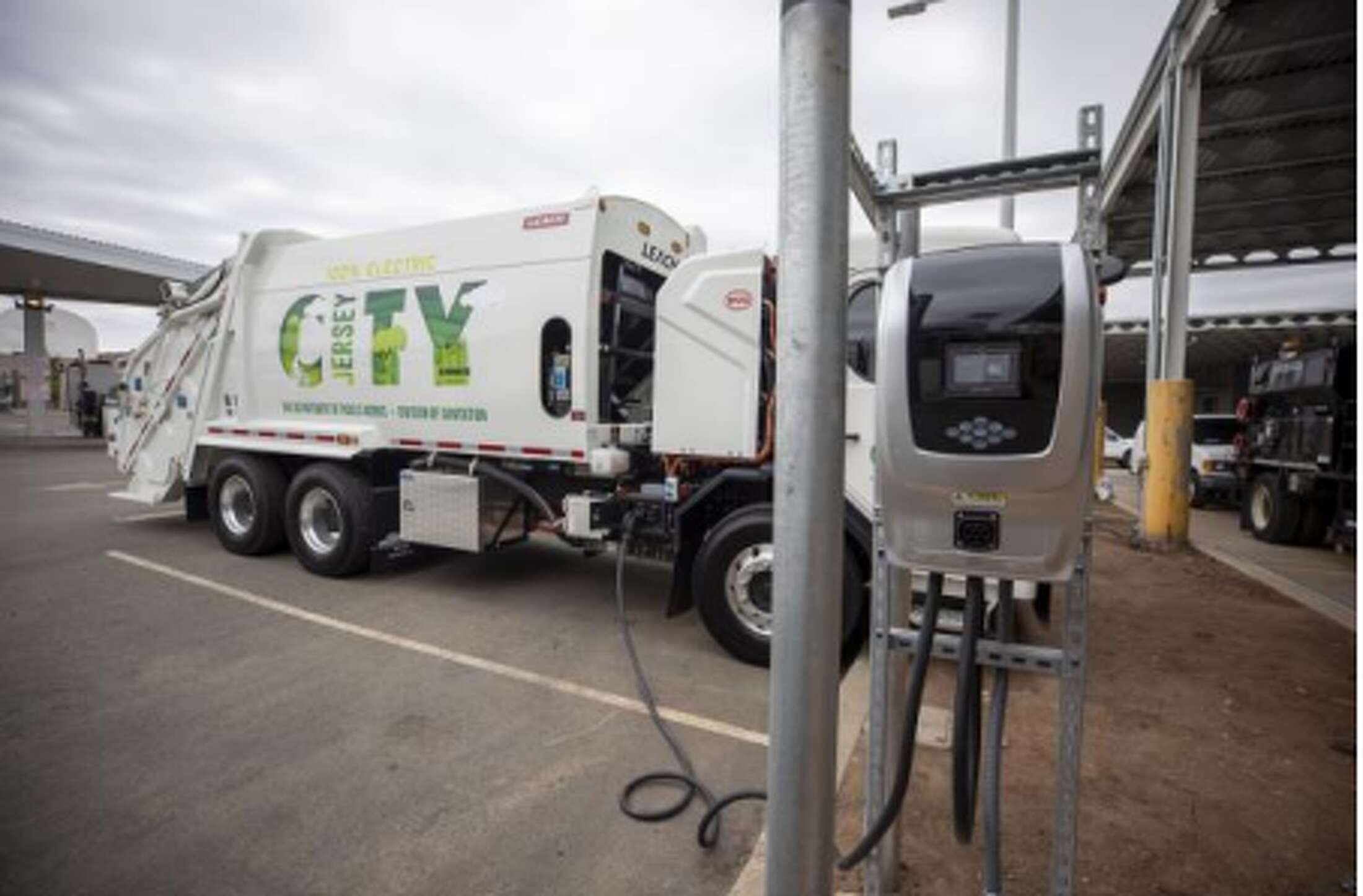 New Haven's first electric garbage trucks to be delivered soon