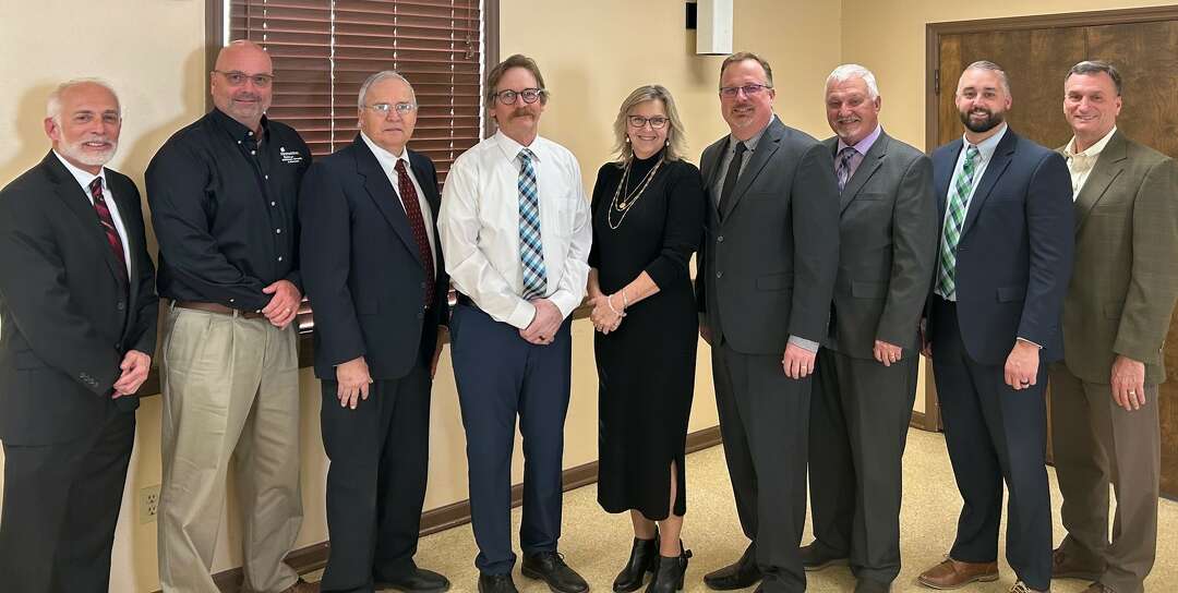 Virginia-based bank adds new members to board