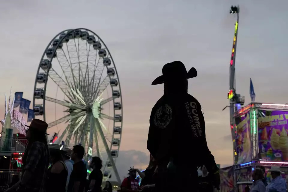 How to avoid buying fake Houston Rodeo tickets amid online scam