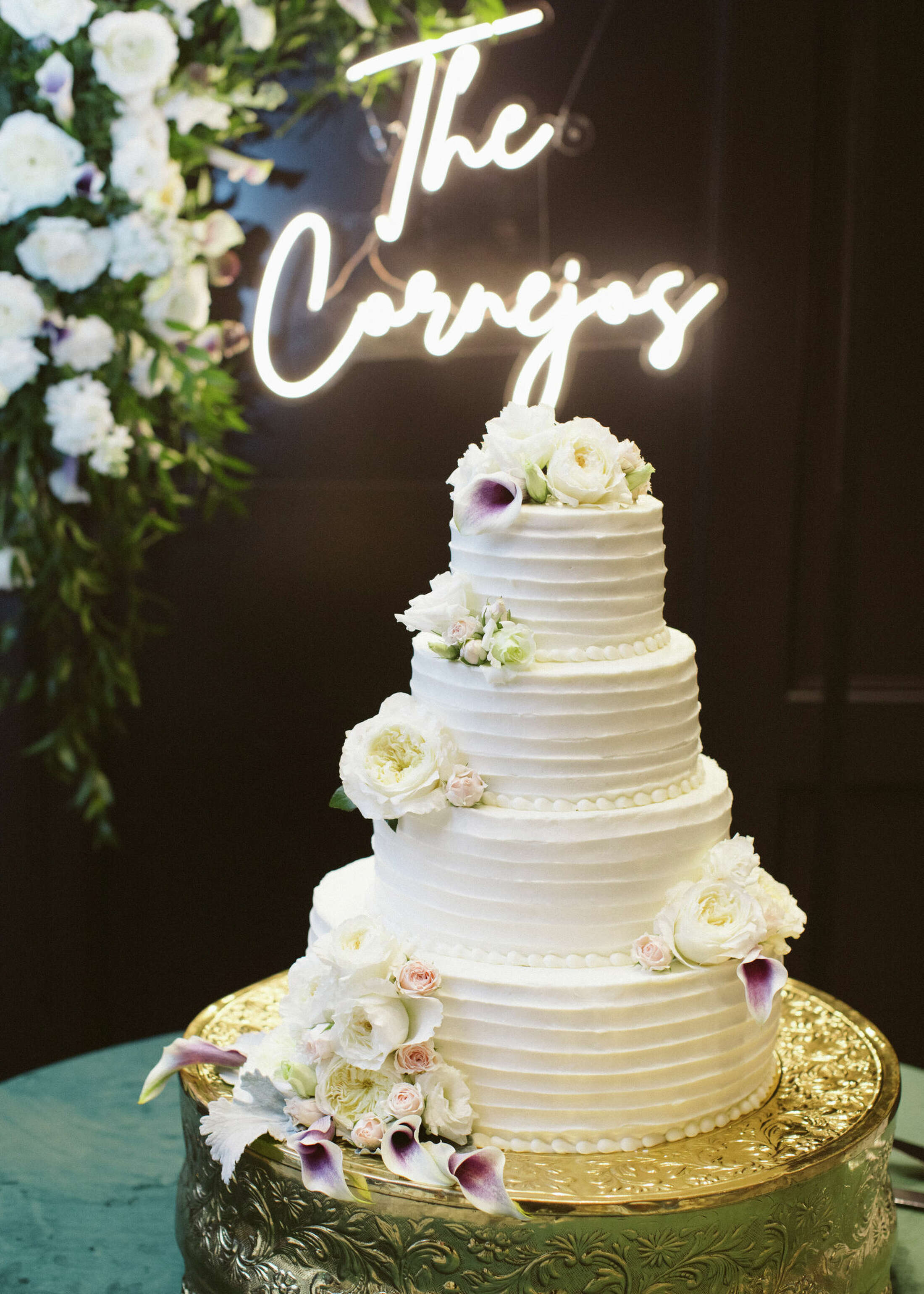 KENS 5 reporter Sarah Duran shared details from her wedding