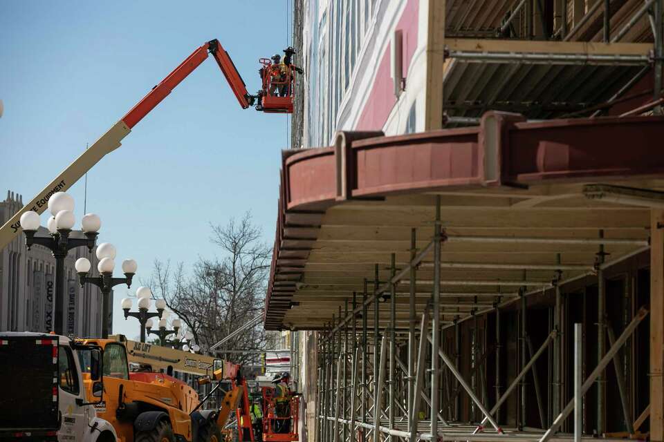 Construction at Alamo signals progress on anniversary of siege