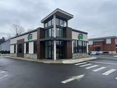 Guilford Savings Bank buys Wallingford building for $3.4 million