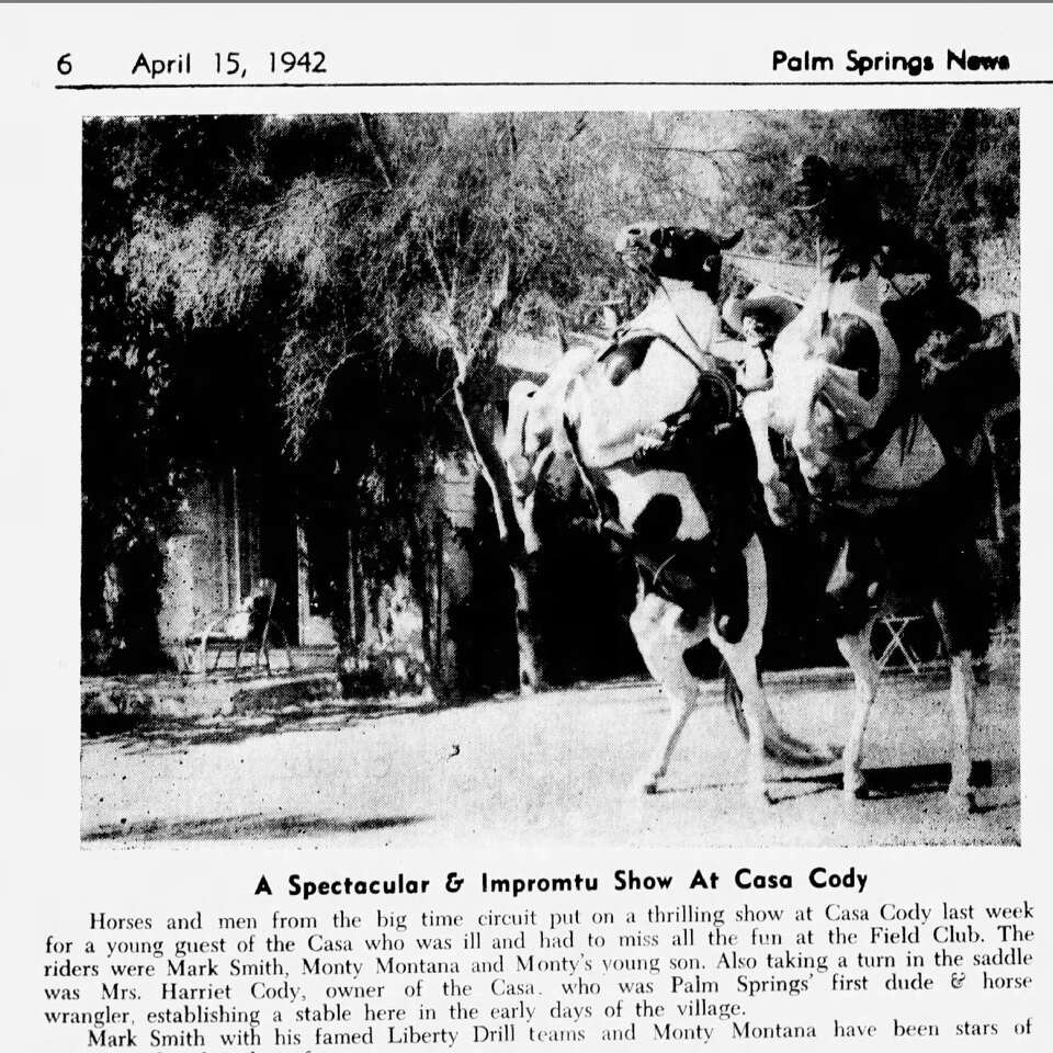 Palm Springs' oldest hotel is like walking into a secret garden