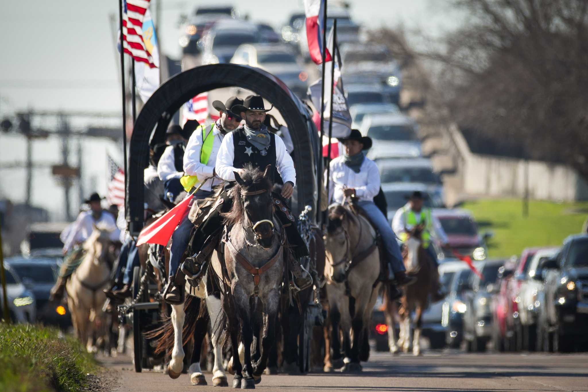 Latino trail riders’ groups return to Houston Rodeo parade