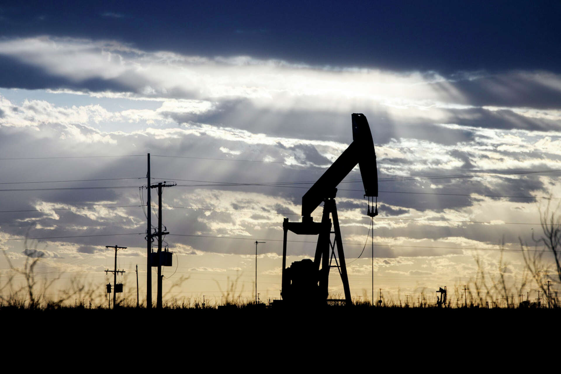 Permian Basin led Texas oil and gas production to records in 2023