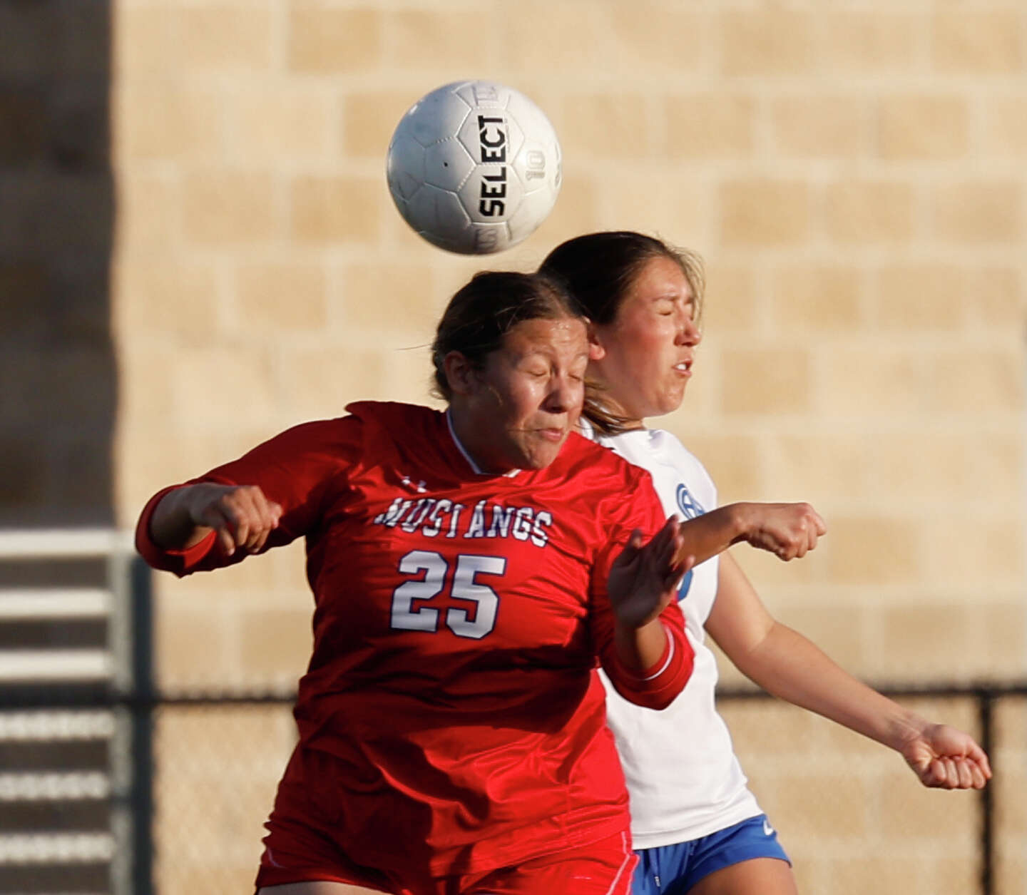 Holly Nash leads Alamo Heights girls soccer over Jefferson