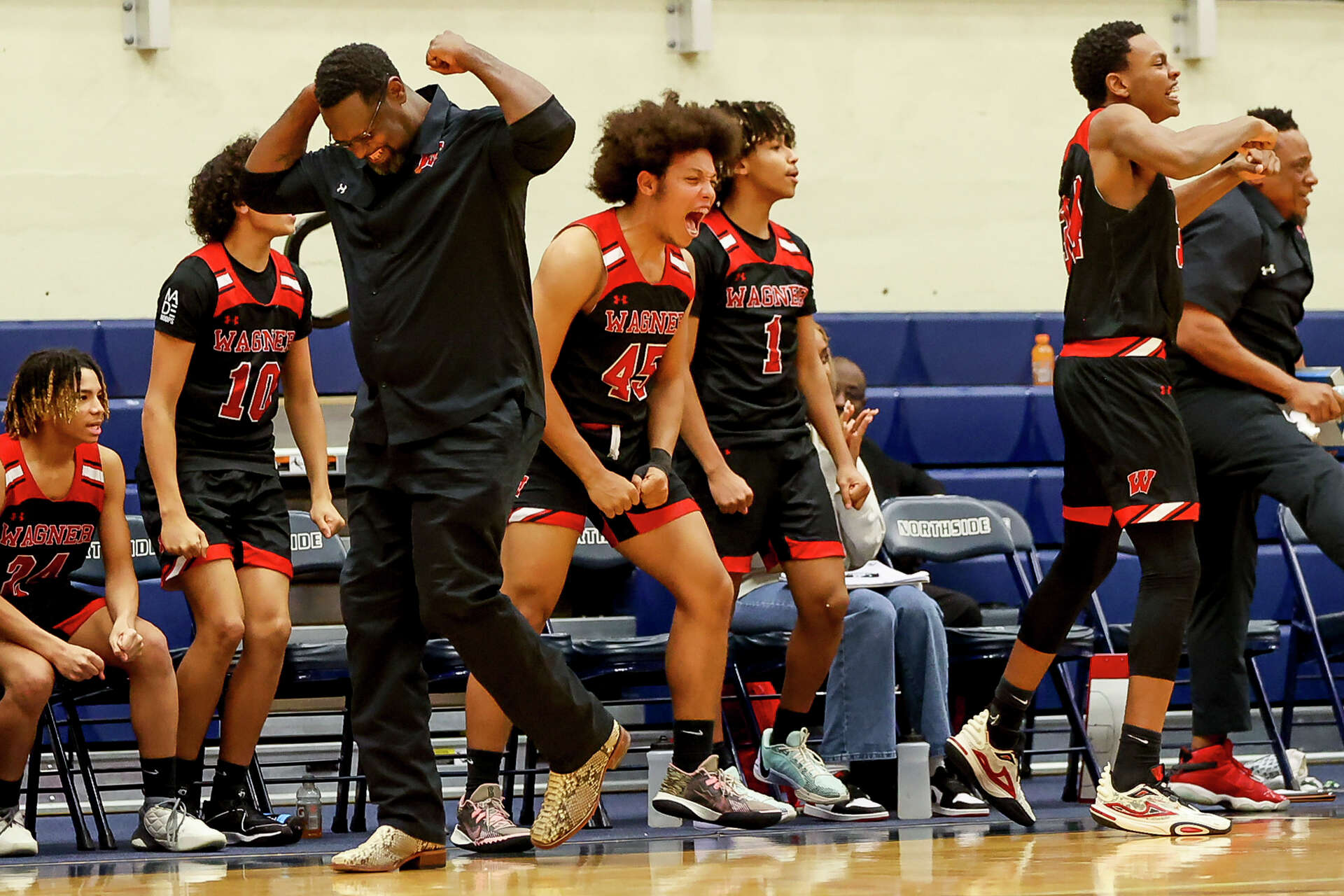 Wagner boys basketball outlasts Southwest for playoff win
