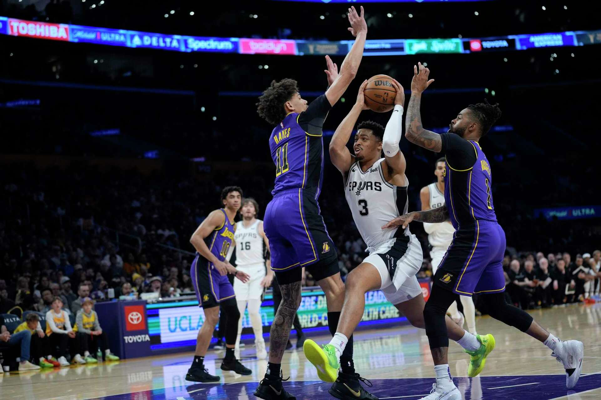 Spurs hope Keldon Johnson gets message from benching