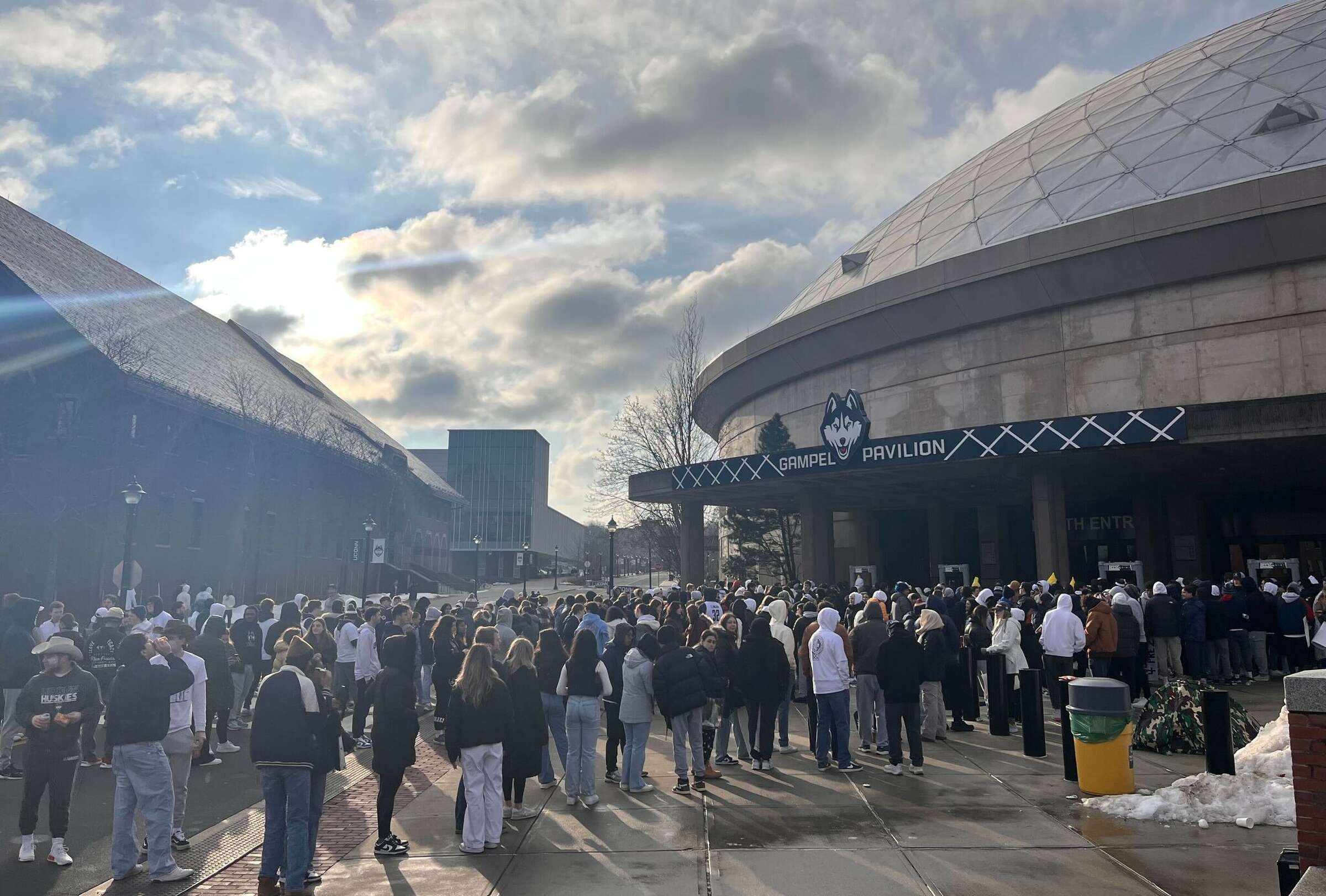 UConn student camped out 24 hours for ESPN College GameDay at Gampel