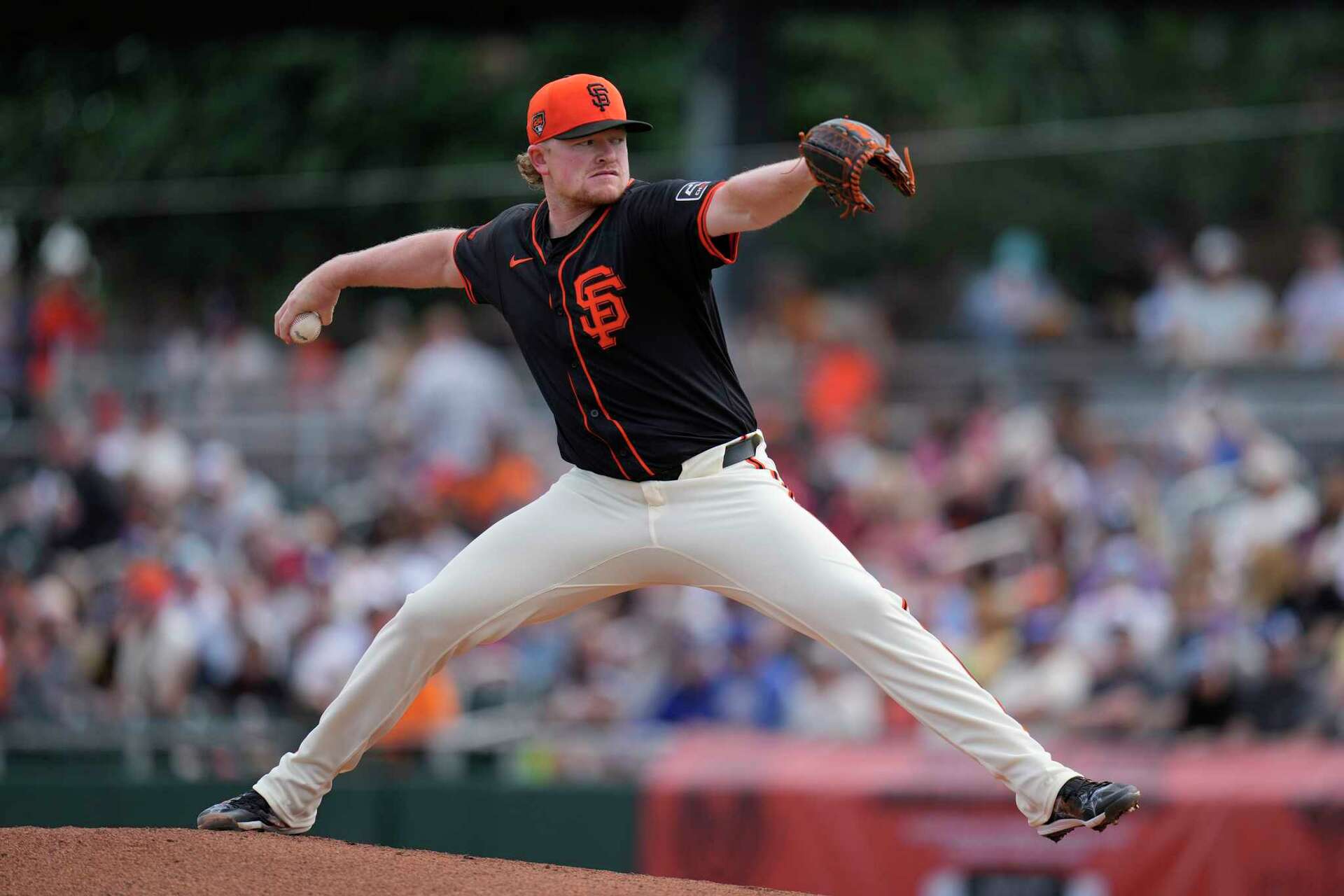 Don’t look now, but Giants and A’s among those unhappy with new unis