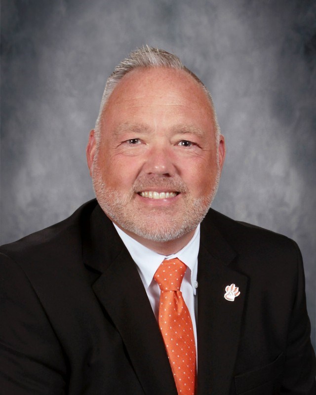 Seahawks linebacker Derick Hall has 1-game suspension upheld