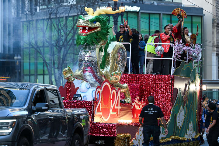 San Francisco's Chinatown celebrates with spectacular night parade