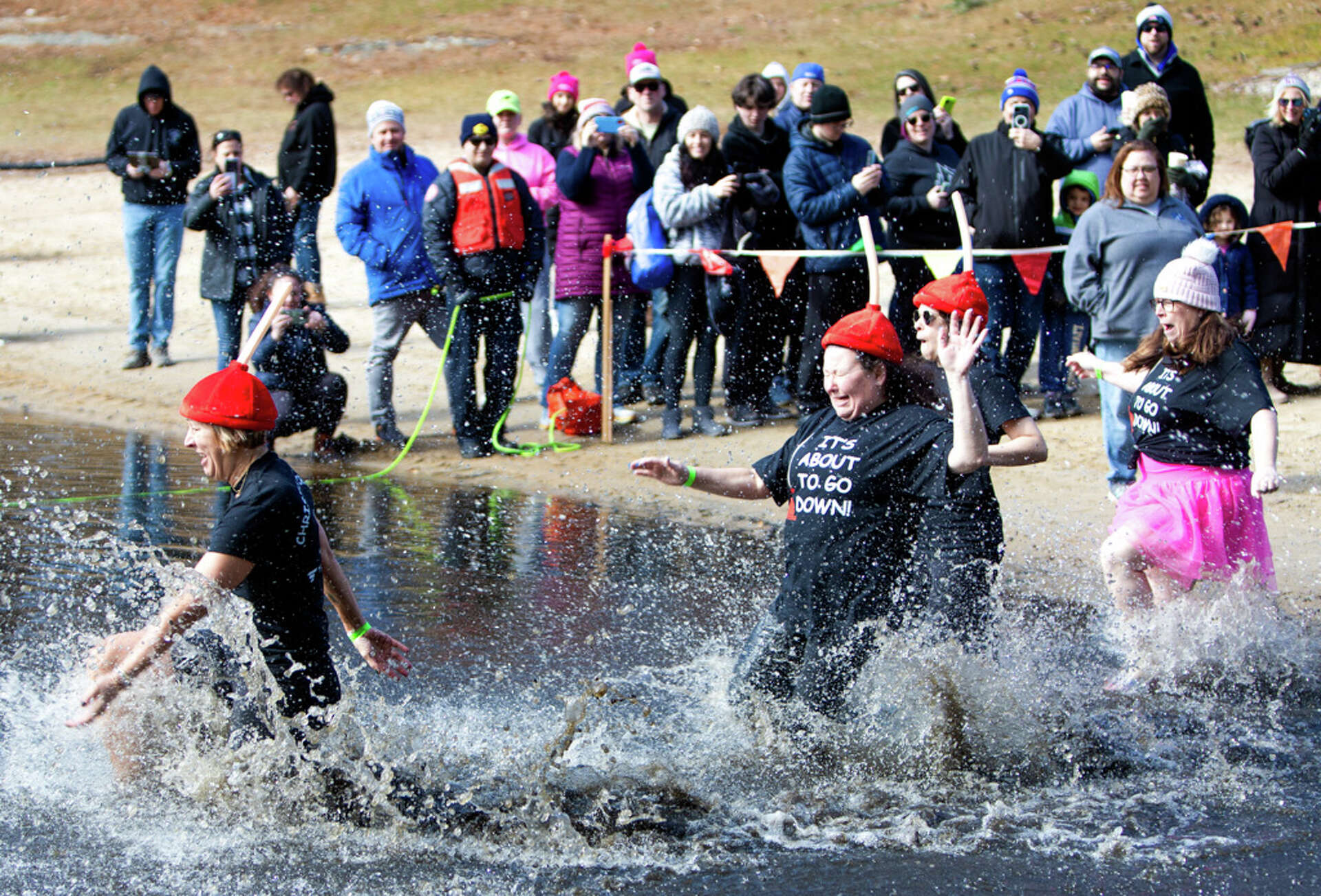 Middletown's Penguin Plunge raises thousands for Special Olympics CT