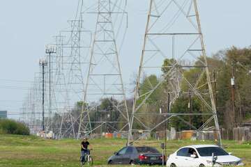 New Sharpstown trail coming along CenterPoint easement