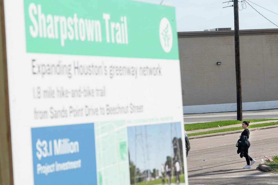 New Sharpstown trail coming along CenterPoint easement