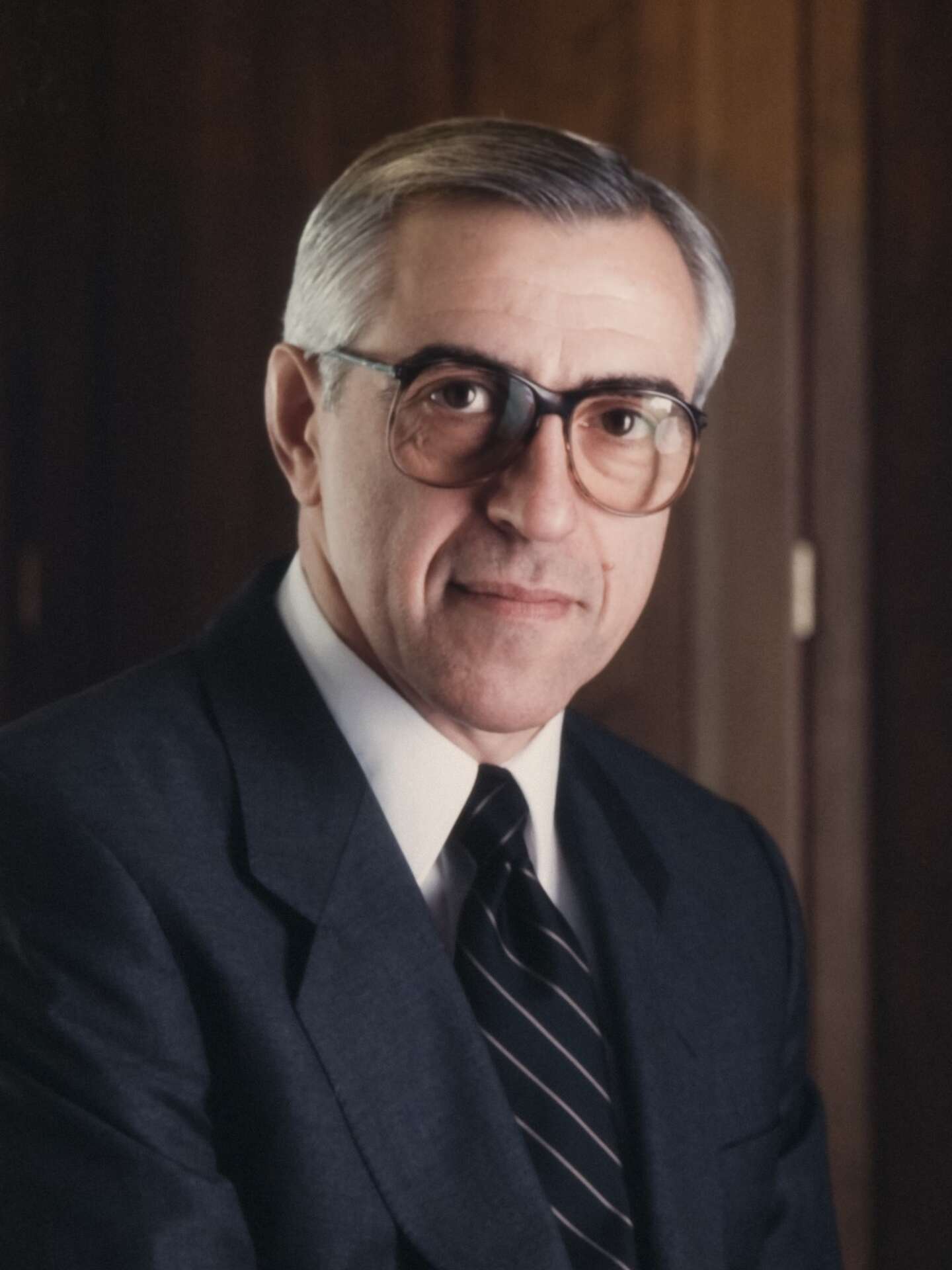 Former Dow CEO Frank Popoff dead at 88