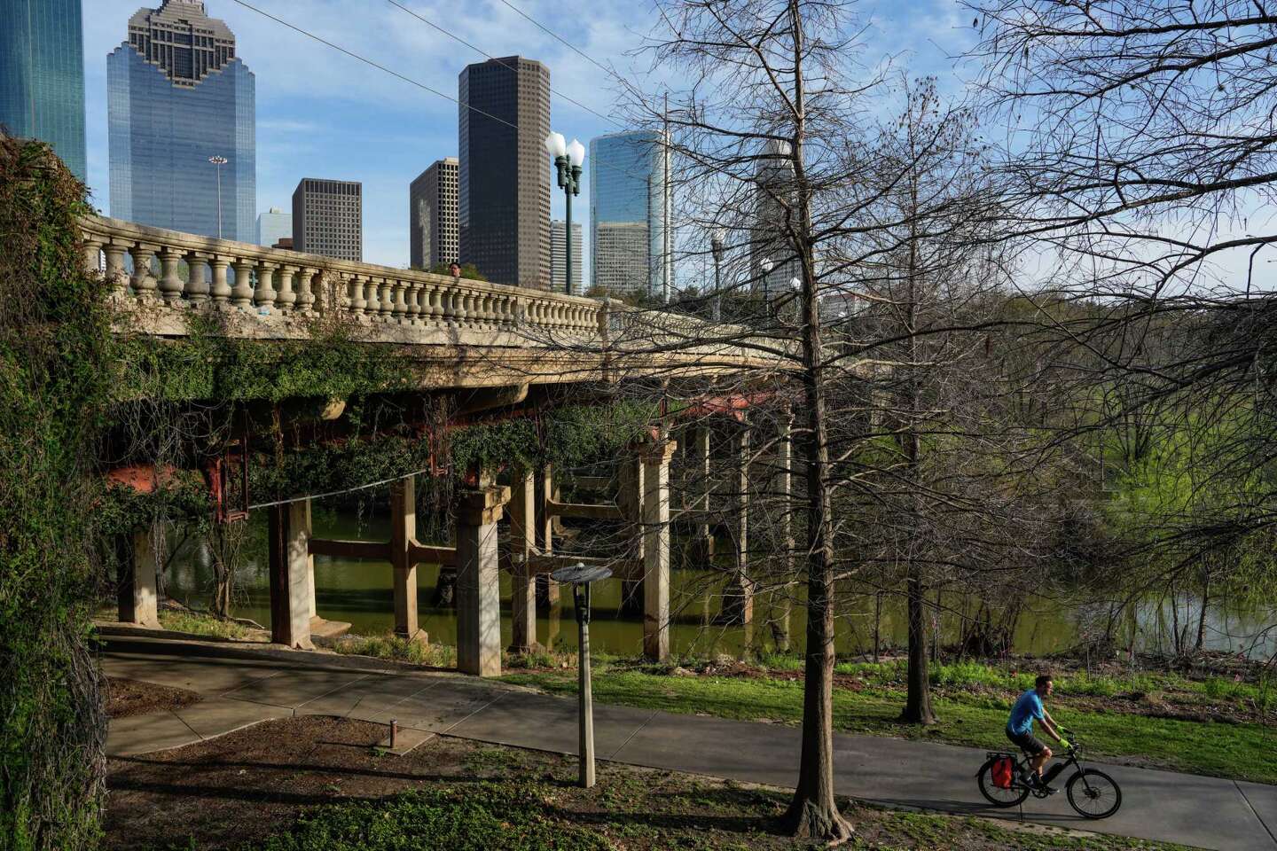 Houston nicknames and how we got them: Space City, Screwston and more