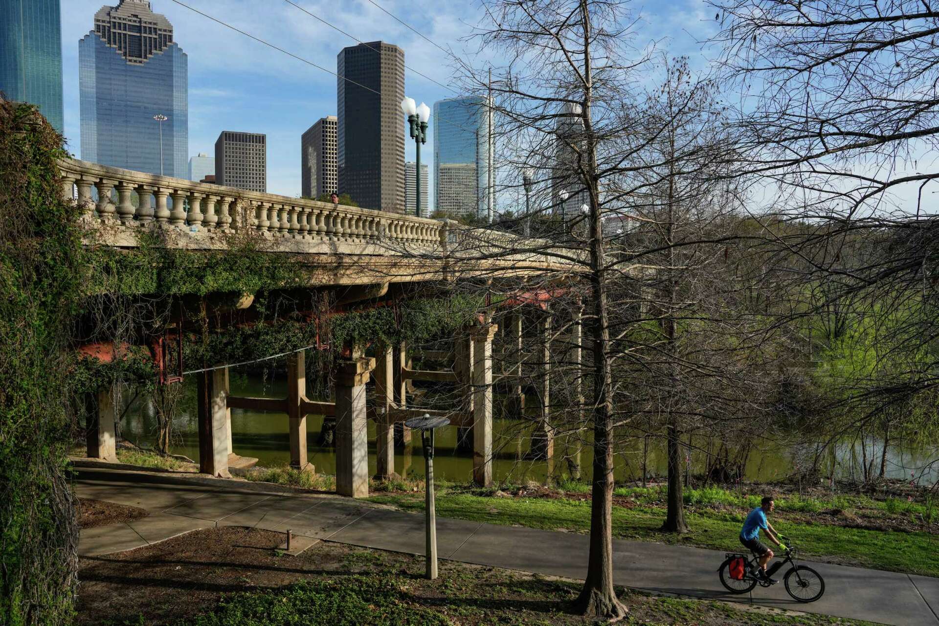 Houston nicknames and how we got them: Space City, Screwston and more