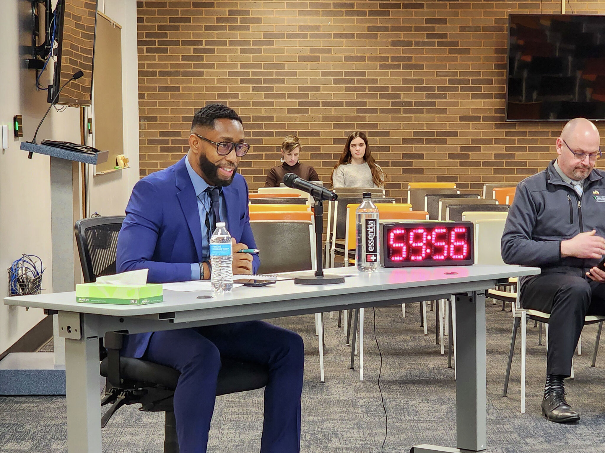 Who are the finalists for MPS Superintendent?