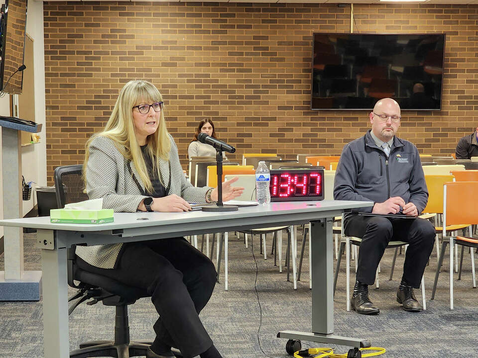 Who are the finalists for MPS Superintendent?