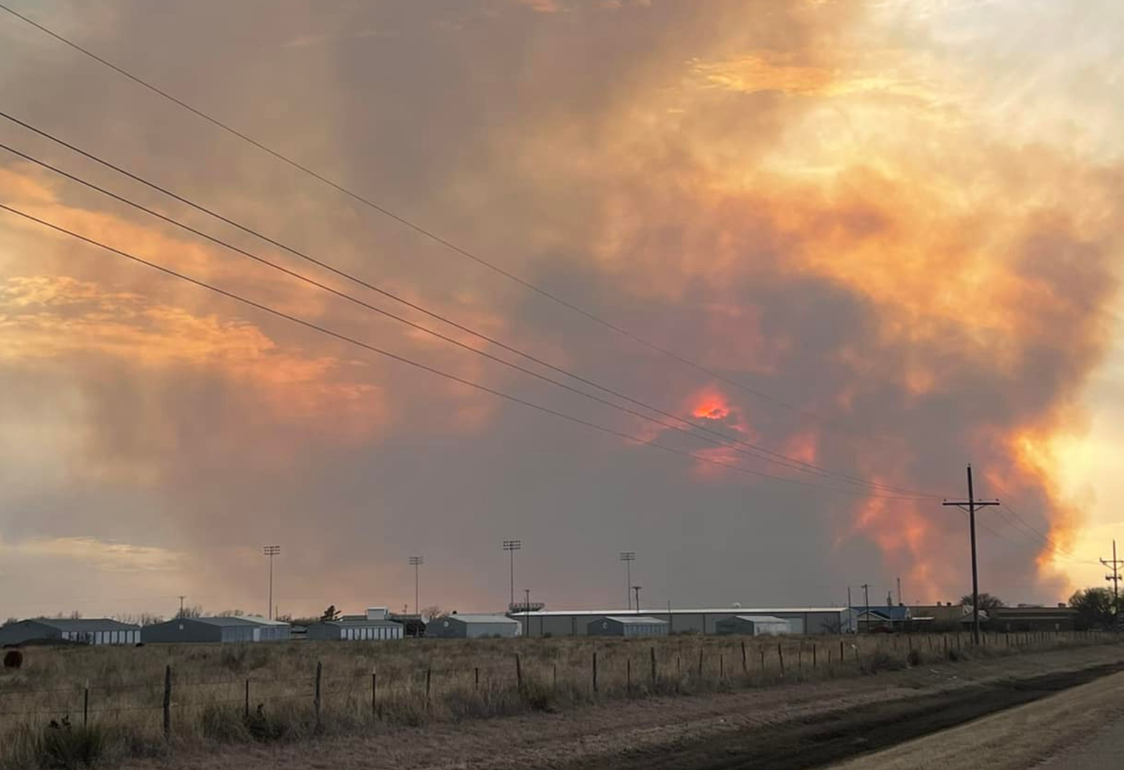Texas schools shut down as wildfires continue to spread