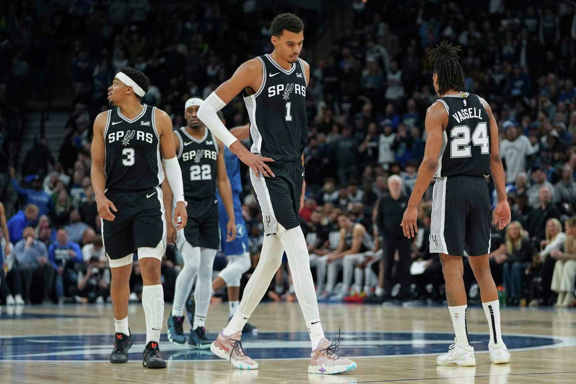3 takeaways as Spurs fall to Minnesota to cap road trip