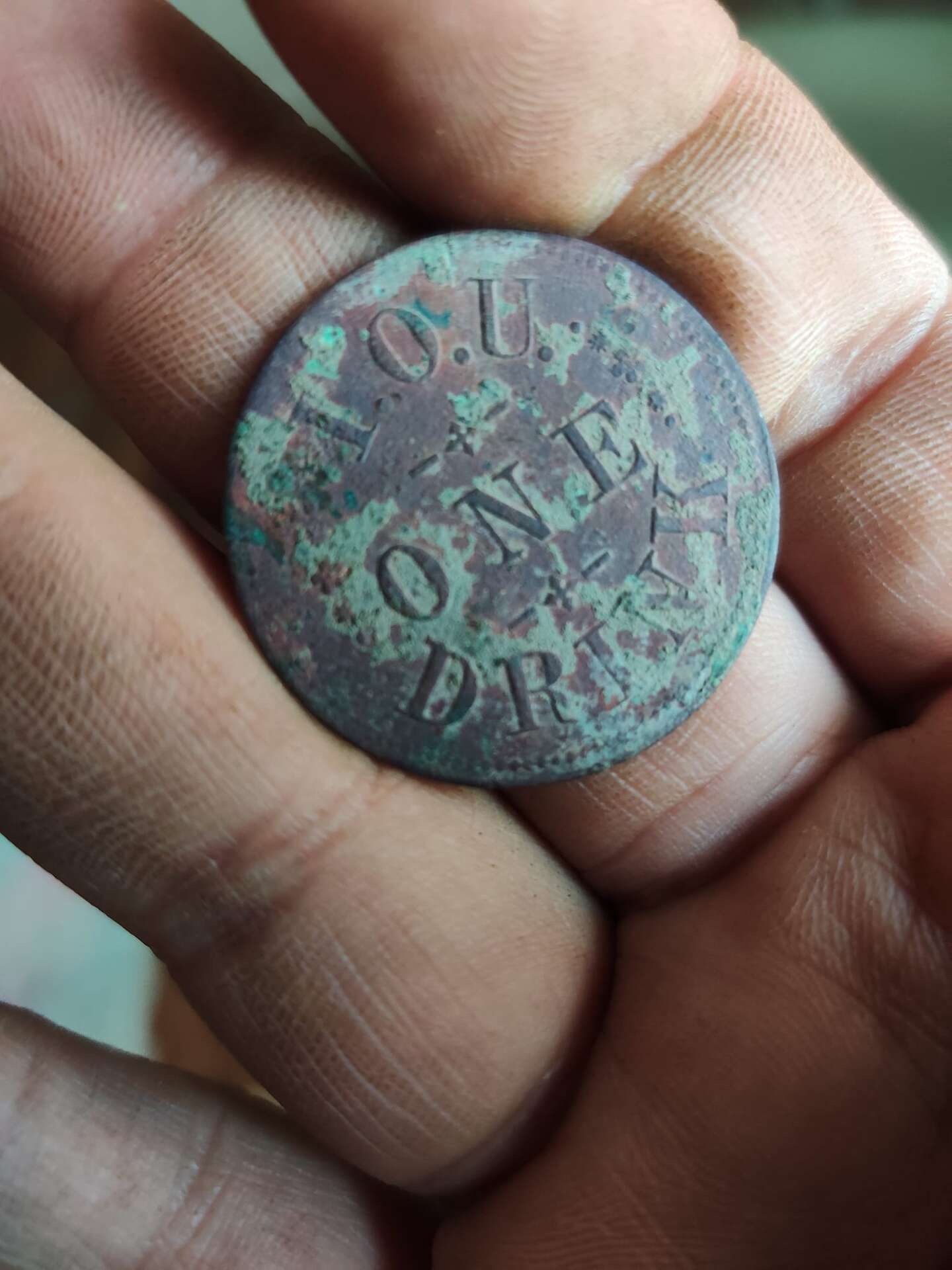Texas man finds century-old IOU coin from pre-Prohibition bar