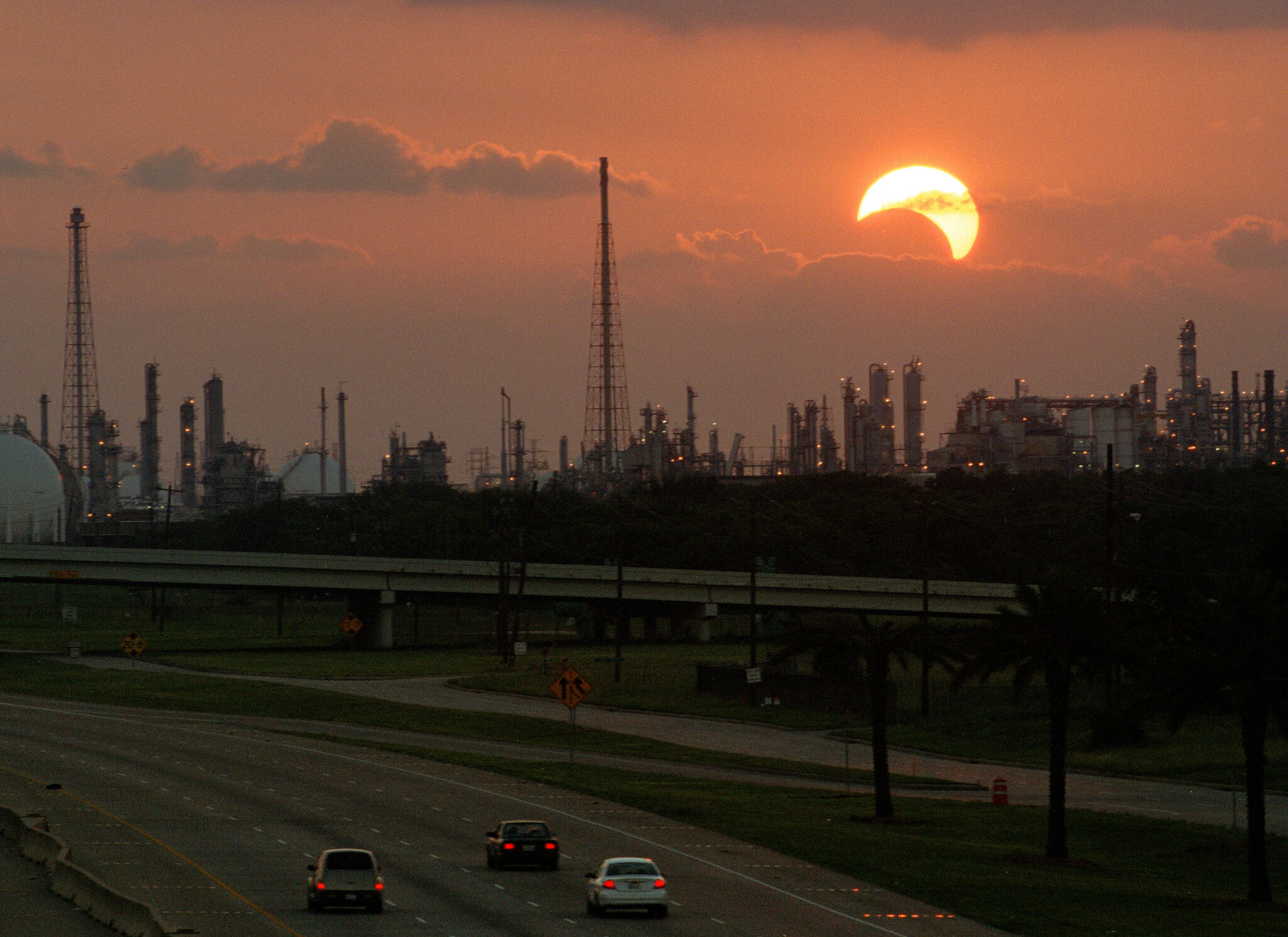 What this year's solar eclipse will look like from Houston