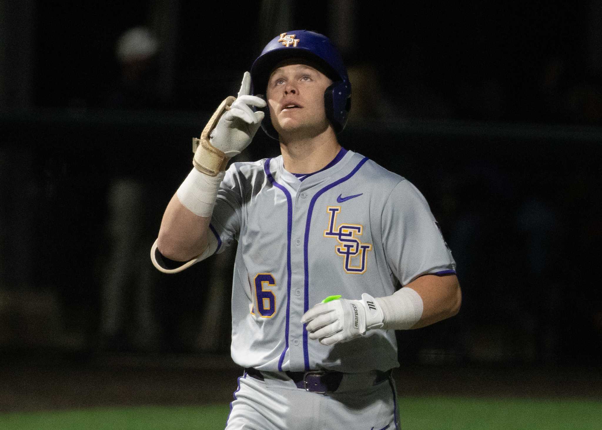 College baseball: It's a big weekend in Houston, Arlington