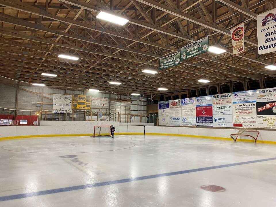 Huron County Ice Arena closes due to refrigeration issue