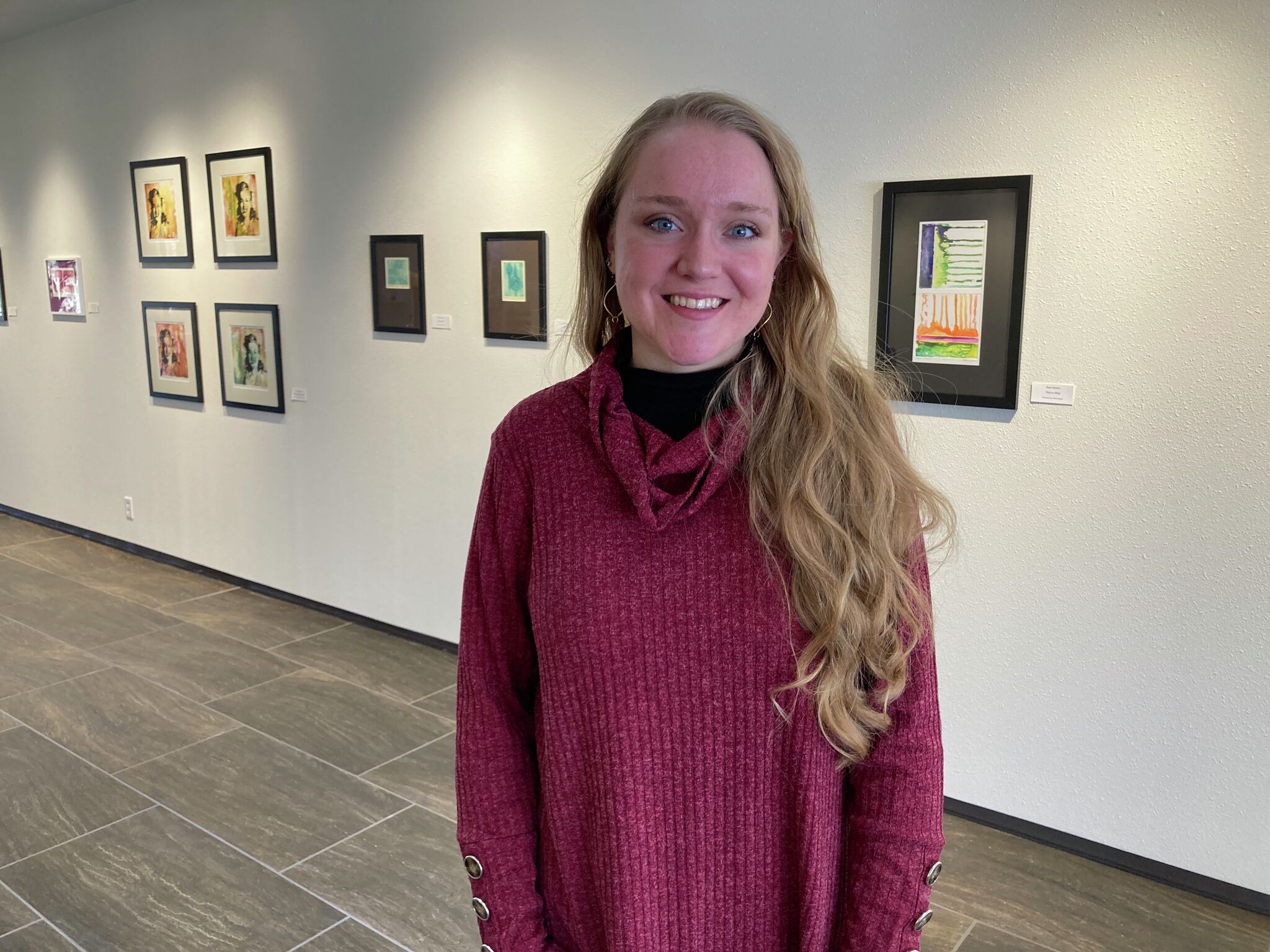 MC grad combines artistic talents with science knowledge to help other