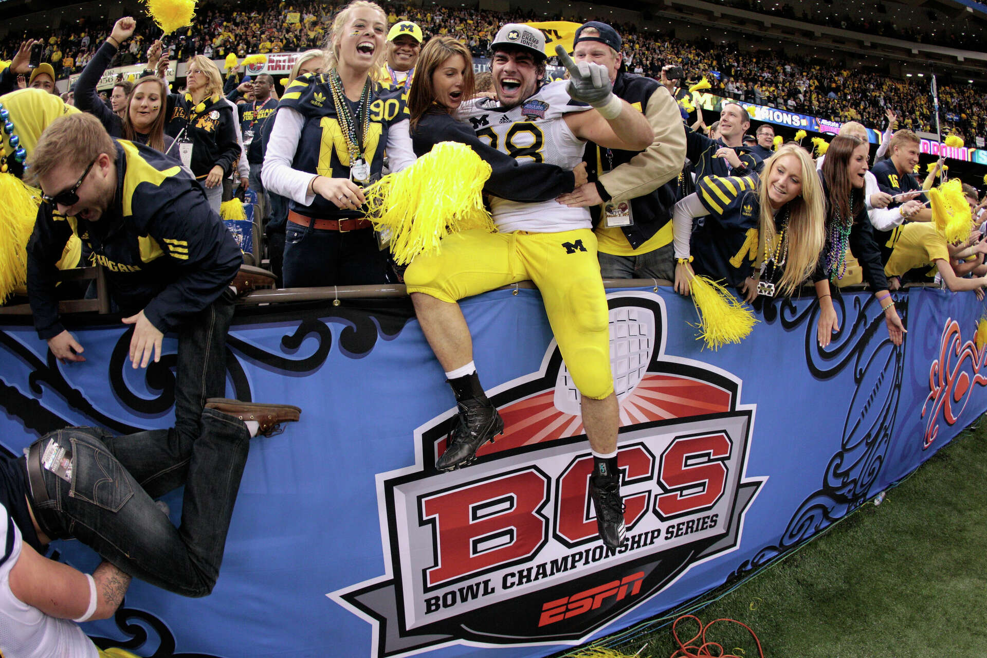 Former Michigan football player Craig Roh dies at 33 of colon cancer